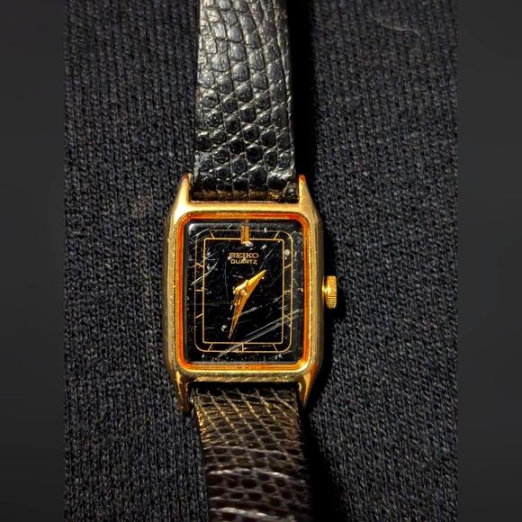 Seiko | Accessories | Vintage Seiko Tank Watch Women Gold Tone Tank 2b25009 Leather New Battery ...